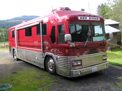 Advantages of a Vintage Bus Conversion as a Motorhome | Technomadia