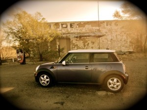 Flat towing a MINI Cooper behind a RV Motorhome | Technomadia