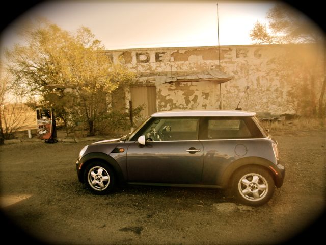 Flat towing a MINI Cooper behind a RV Motorhome | Technomadia