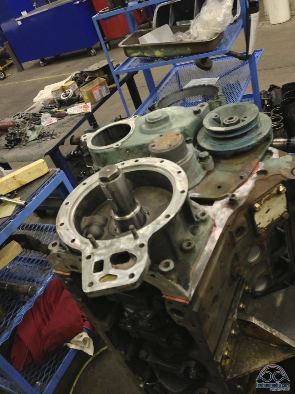 Oil Pump Installation | Technomadia