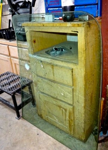 Smashed RV Windshield – What to Do if a Rock Cracks your Motorhome’s ...