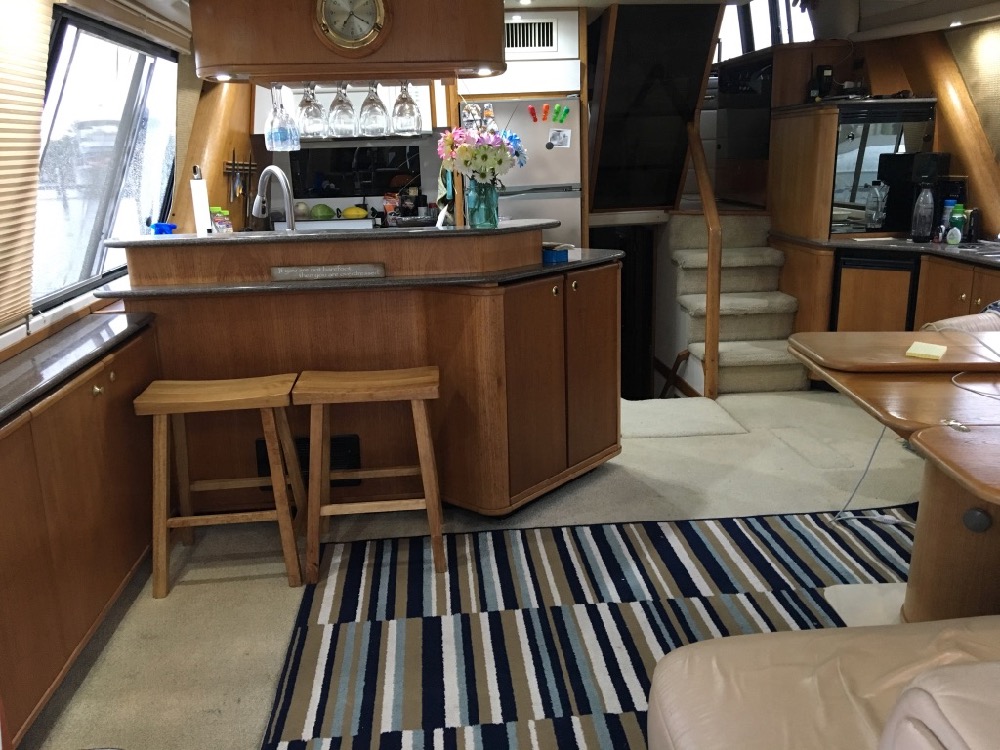 Boat vs RV – First Impressions of Living Aboard a Boat & Differences ...